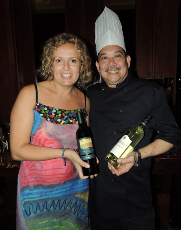 4-Diamond Rated and Elegant Sunset Grille at the Radisson Aruba hosted ...