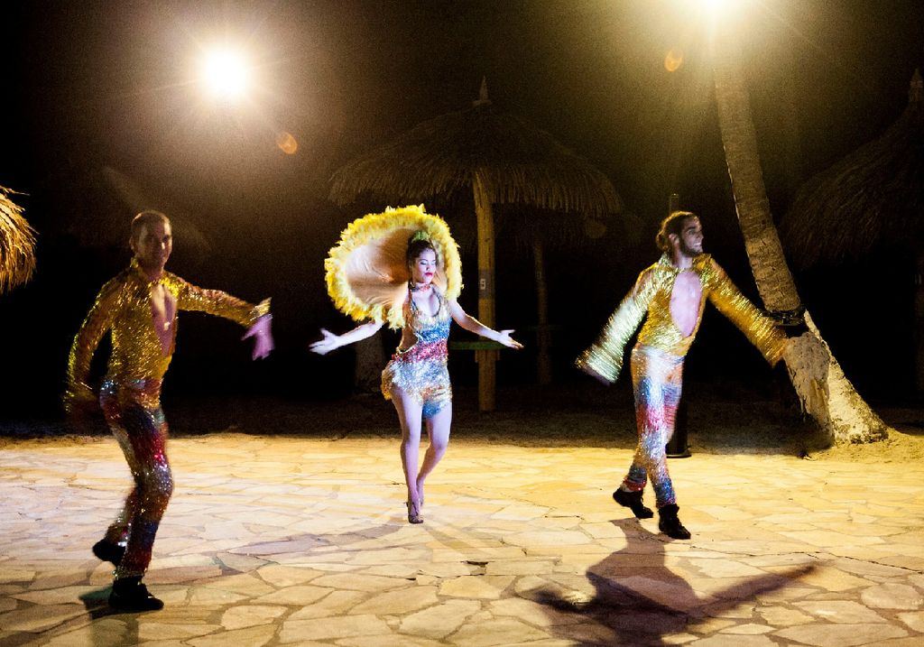 Saturday Carnival Night - VisitAruba.com